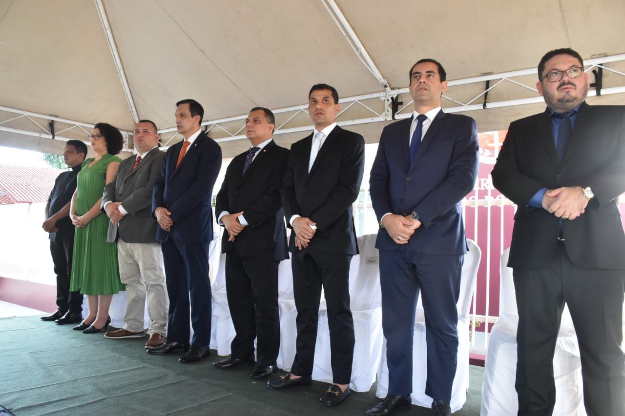 Defensor público geral participa da inauguração da nova sede do MPE-AM ...